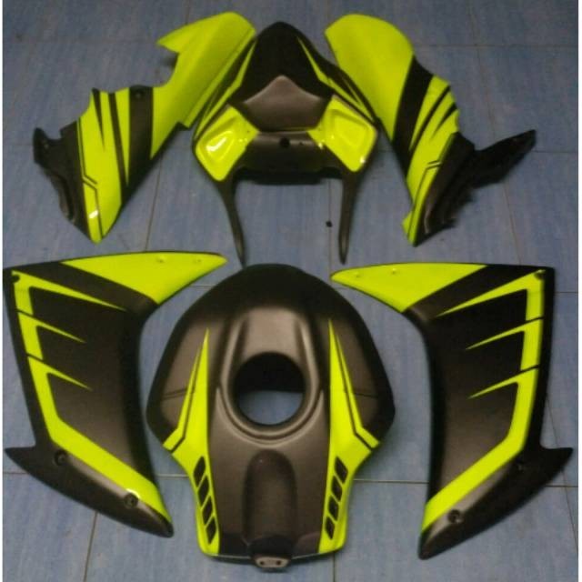 Jual cover tangki r1 + fairing r1 + undercowl r6 + body ducati buat ...