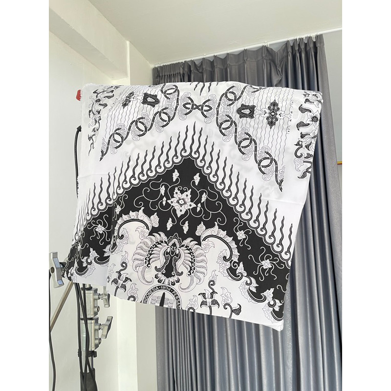 Jual KAIN BATIK PGRI PUTIH 1 POTONG PGRI GUNUNG JATI POTONGAN BSY DAN ...