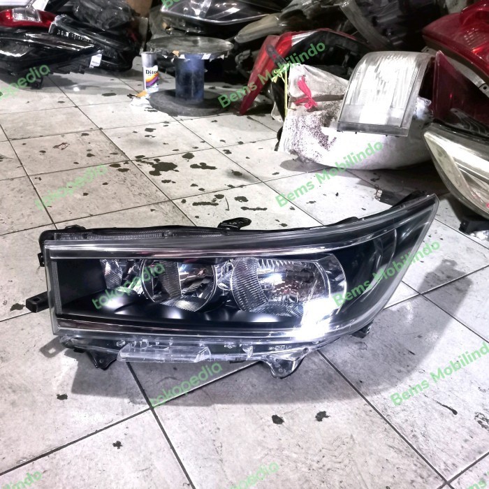 Jual Headlamp Lampu Depan INNOVA REBORN TYPE G V | Shopee Indonesia