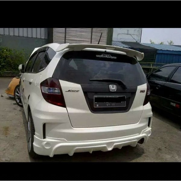 Jual bodykit belakang Jazz Ge8 rs mugen style 11-14 dan spoiler modulo ...