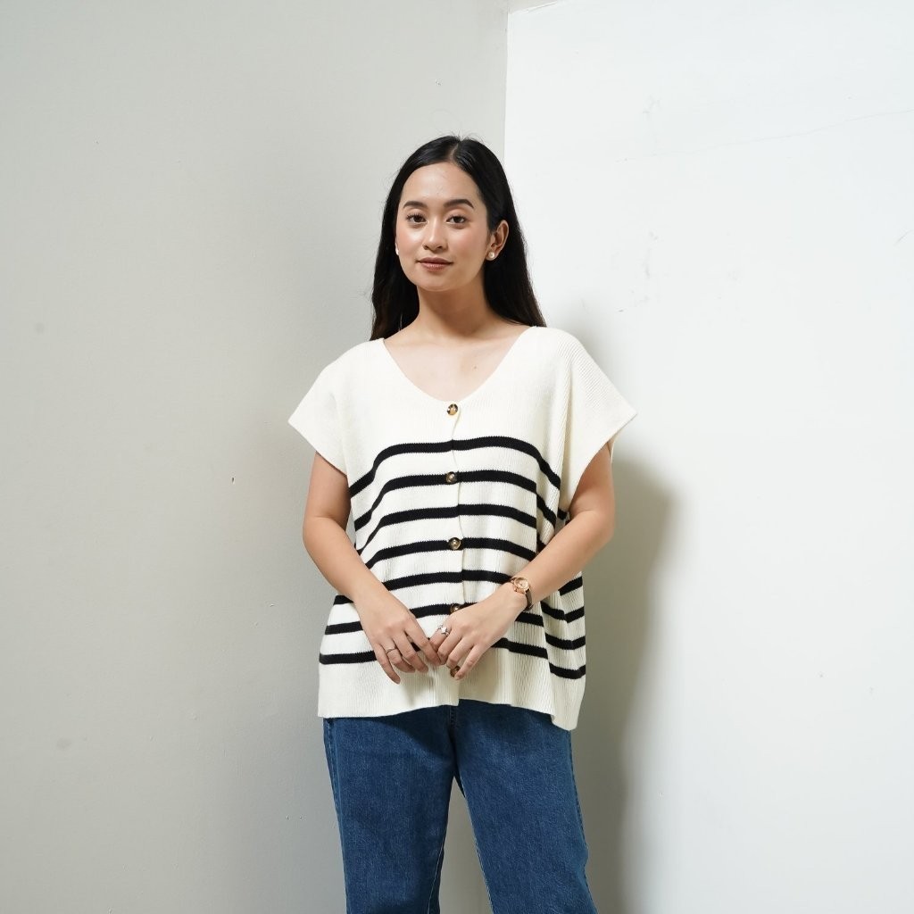 Jual BWBYAZ - NATA KNIT VEST (READY STOCK) | Shopee Indonesia