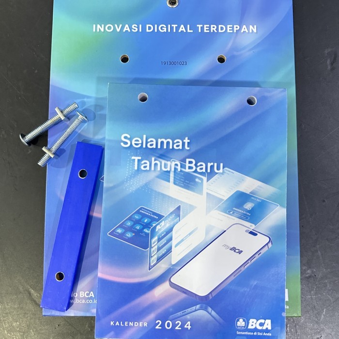 Jual ANDM Kalender Dinding Harian BANK BCA Exclusive Mewah Model Sobek ...
