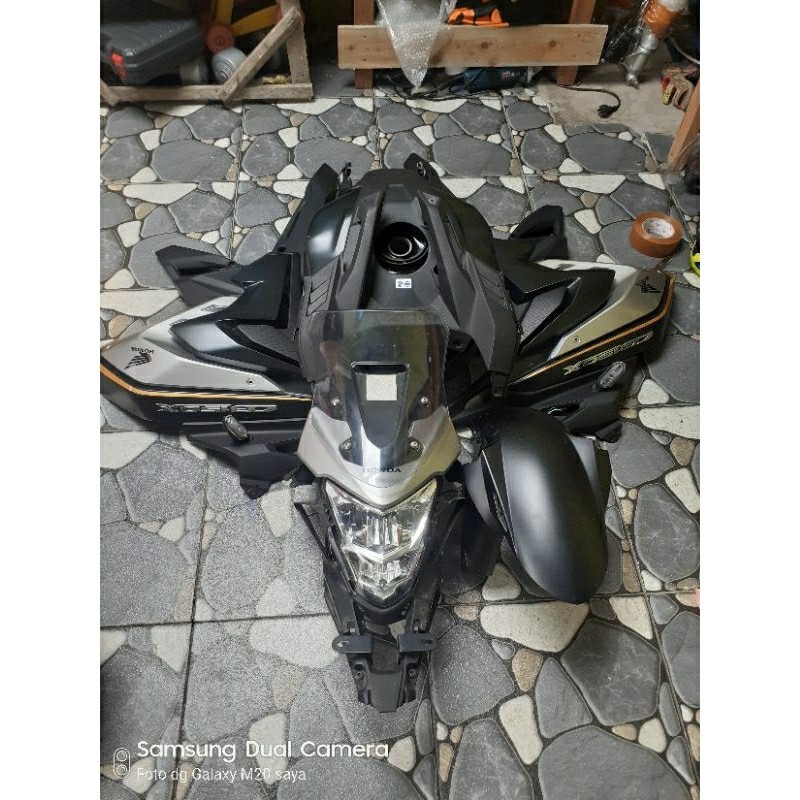 Jual Body depan set tangki CB150X Hitam like new | Shopee Indonesia