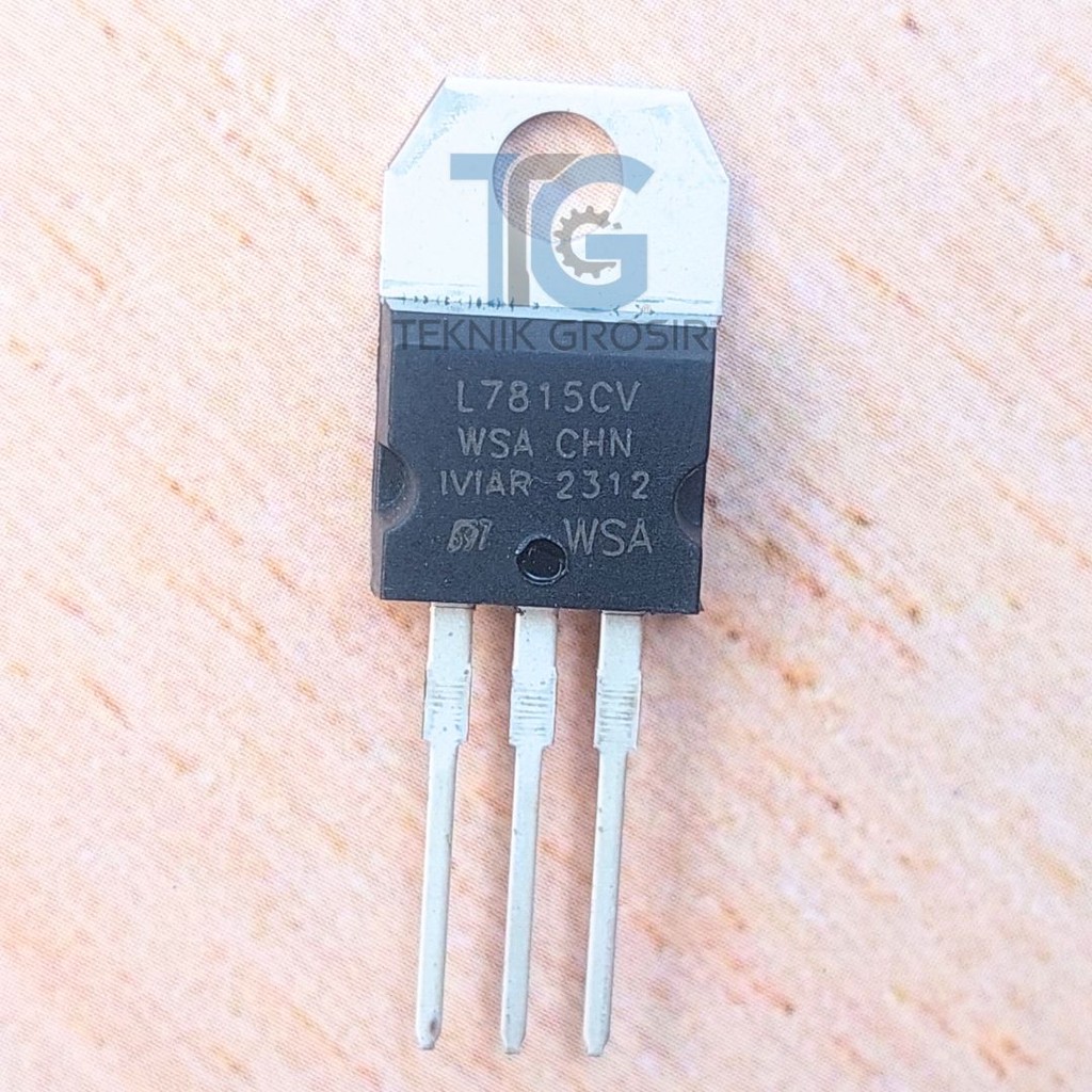 Jual IC 7815 Voltage Regulator 15V - Komponen Elektronik Power Supply ...