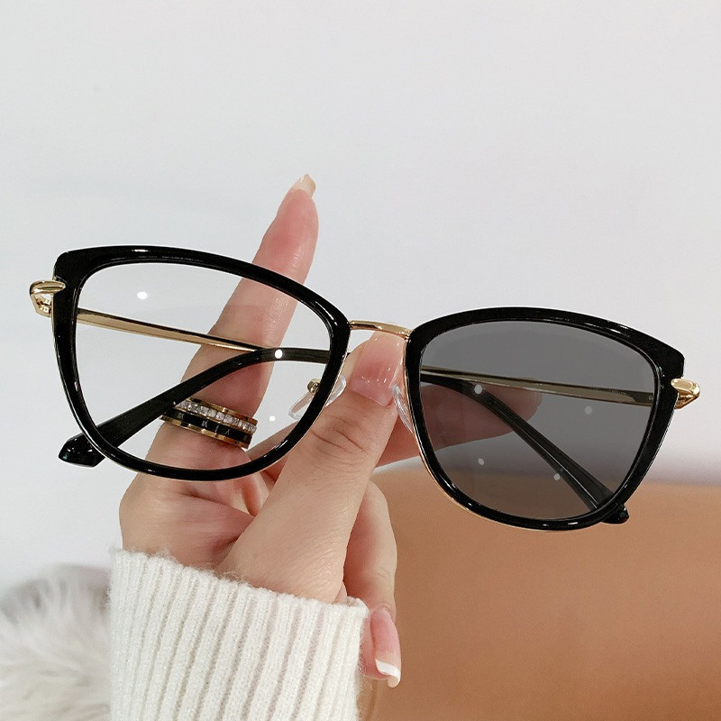 Jual Kacamata Wanita lensa photocromic 2 in 1 & Biasa Model Cat Eye | Shopee Indonesia