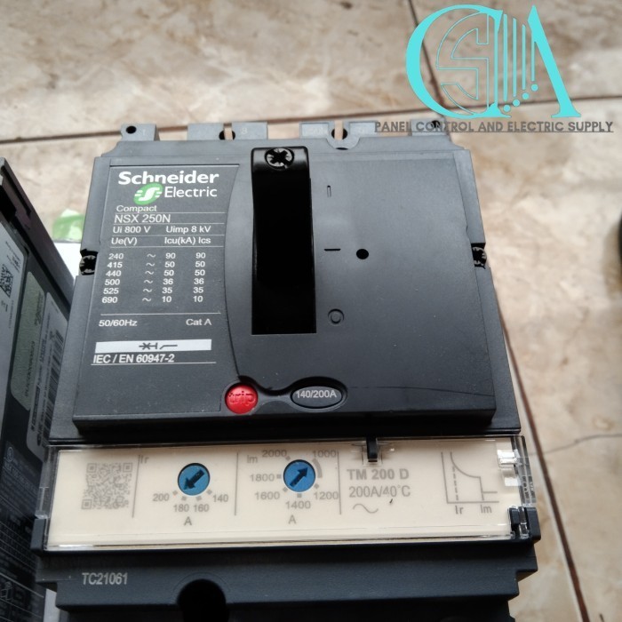 Jual mccb NSX 250N 3p 200A TMD Schneider | Shopee Indonesia