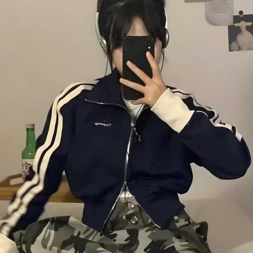 Jual JAKET CROOPE MESSAGE JAKET SWEATER WANITA DOUBLE ZIPER | Shopee ...