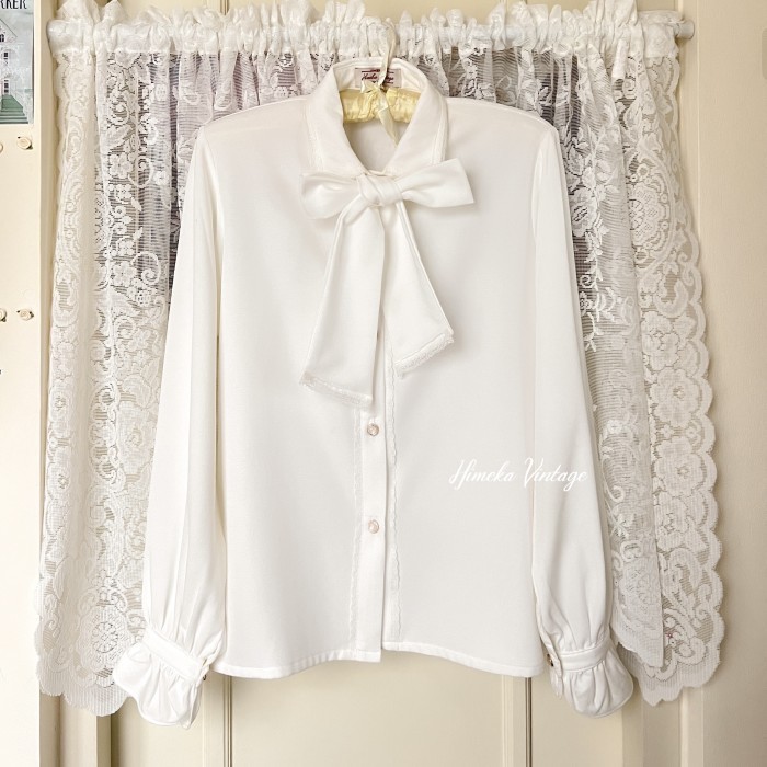 Jual Himeka Vintage - Elmer Blouse - Inner Blouse - White Blouse ...