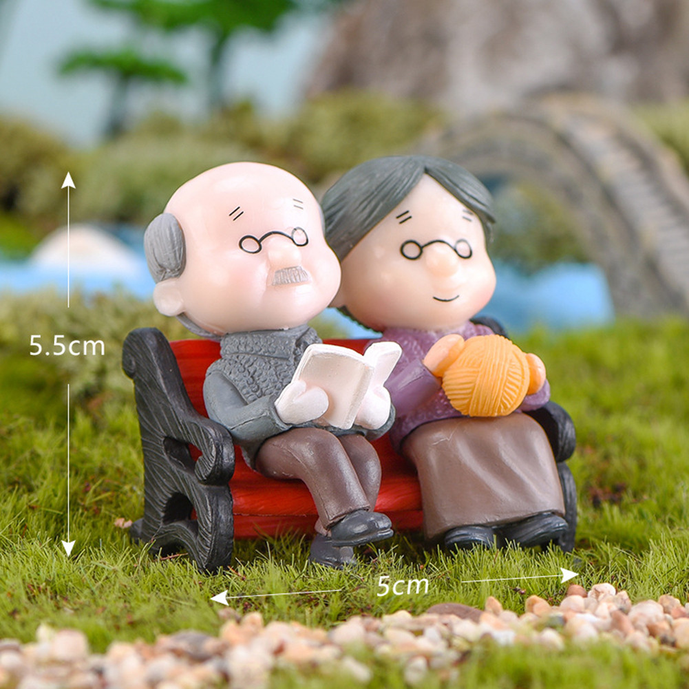 Jual Mini Park Bench Grandpa Grandma Model Miniature Plastic Garden ...