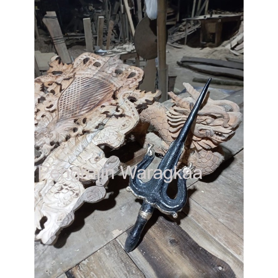 Jual tinggalan raja balaputra dewa berupa kadga naga sungkem estimasi ...