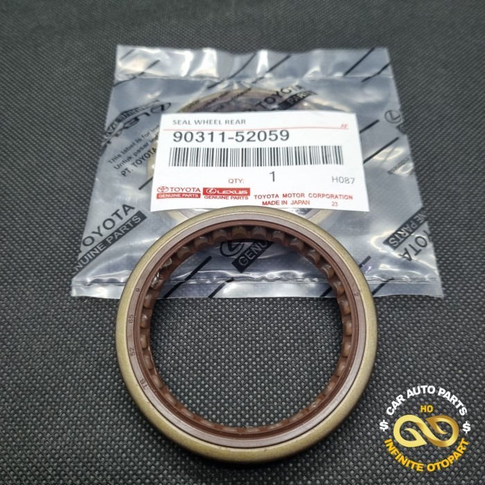 Jual Seal roda belakang kijang 7k 5k innova bensin futura 90311-52059 ...