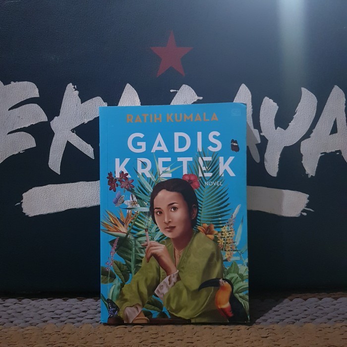 Jual Buku Novel GADIS KRETEK - Ratih Kumala | Shopee Indonesia