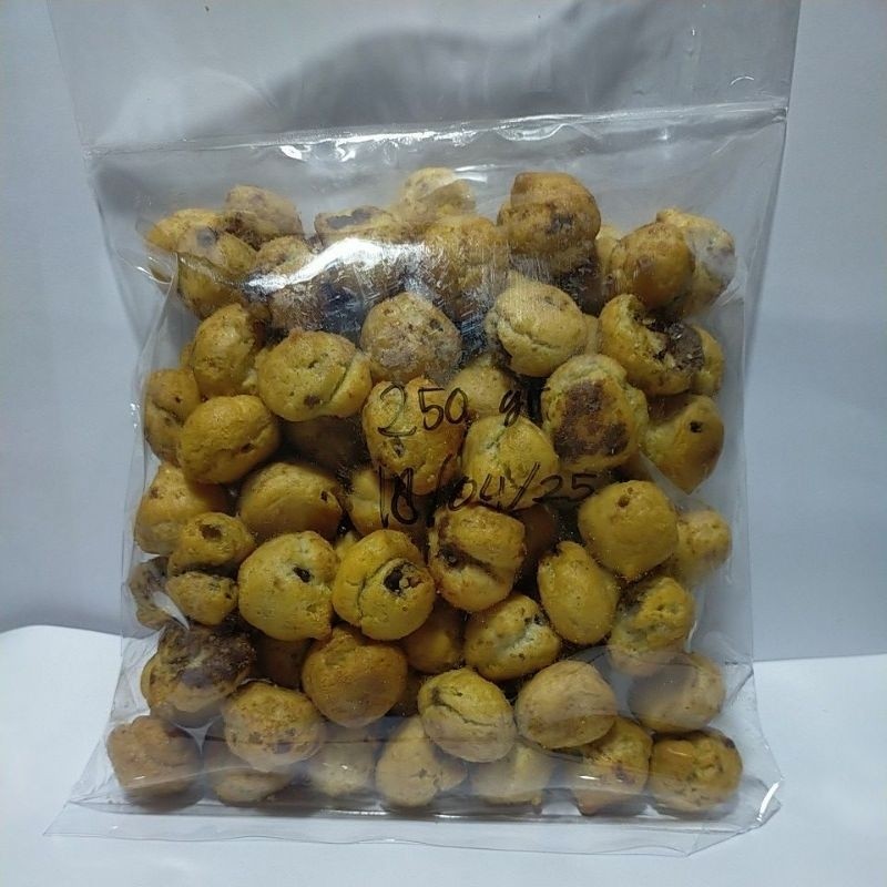 Jual kue soes coklat kering 250 gr/Sus Kering isi Coklat Krem Ballen ...