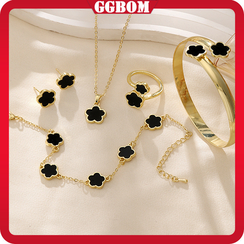 Jual Ready 5 Set Clover Titanium Vintage Perhiasan Wanita/ Anting ...