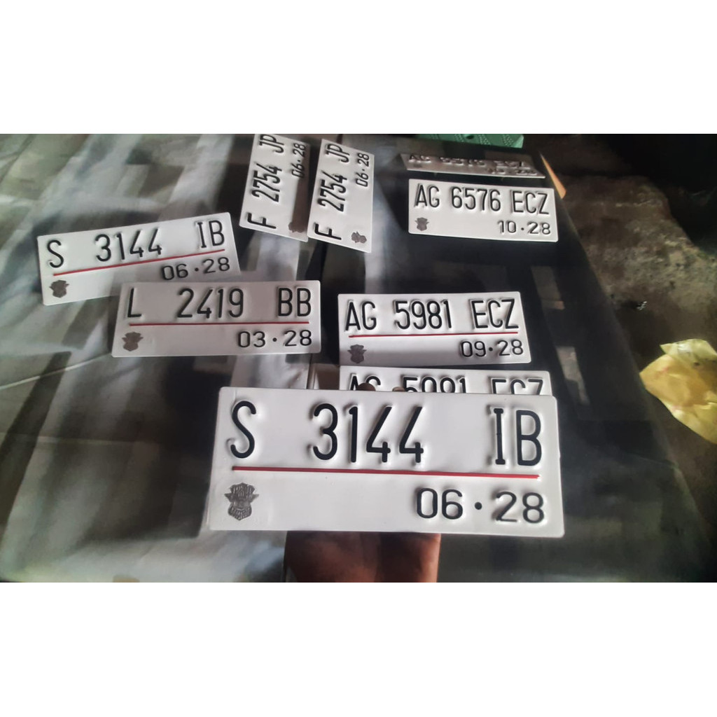 Jual plat nomor motor logo korlantas polri termurah / plat nomor motor ...