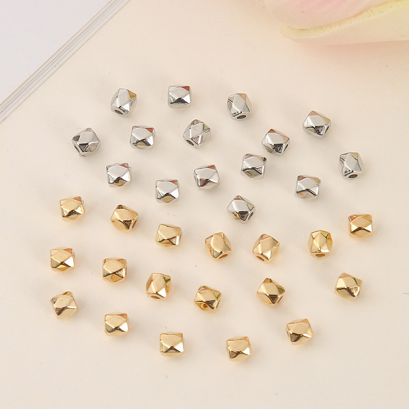 Jual 10 gr Manik-manik Metalik CCB - Square Faceted Kubus Segi | Shopee ...