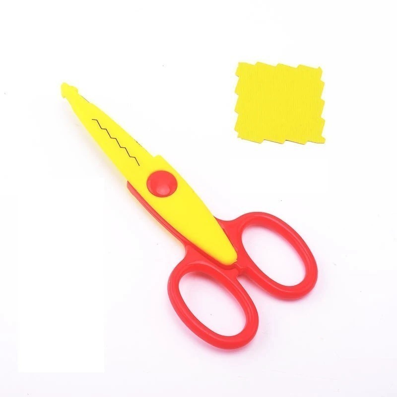 Jual Kiara Gunting Zigzag Bergerigi / Gunting Kertas Kerajinan ...