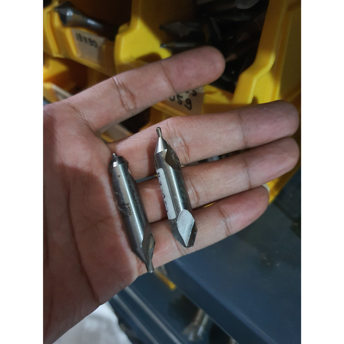Jual YM27 Center Drill 3 mm HSS Bekas Bor Center Center Bor 3 Drill ...