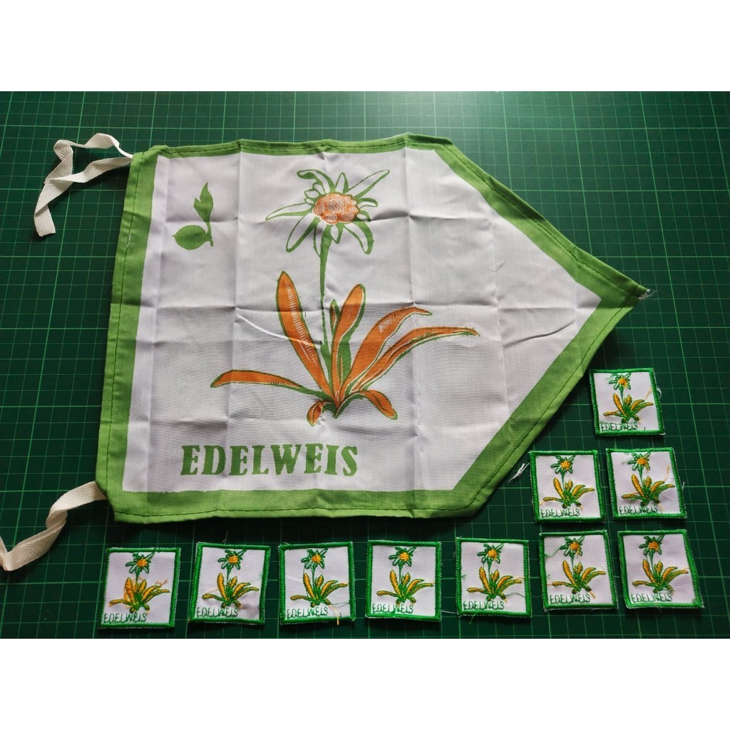 Jual TANDA REGU EDELWEIS PUTIH SET BENDERA PENGGALANG PUTRI PRAMUKA ...