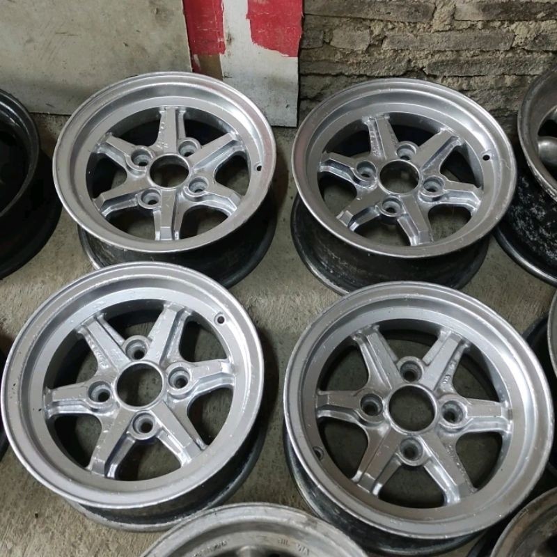 Jual velg sharak r13 lebar 5,5 pcd 4x114 made in japan | Shopee Indonesia