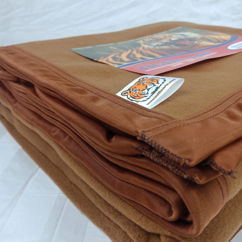 Jual Selimut Hotel Polos Dewasa TIger Size 160X200 cm Bahan Polar ...