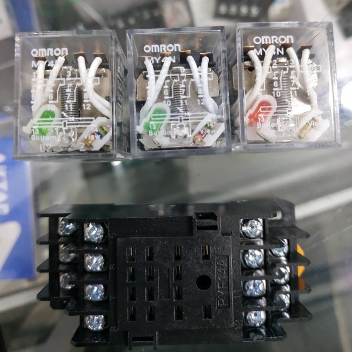 Jual relay omron my4/my4n 24vdc +socket 14kaki -Vv45 | Shopee Indonesia