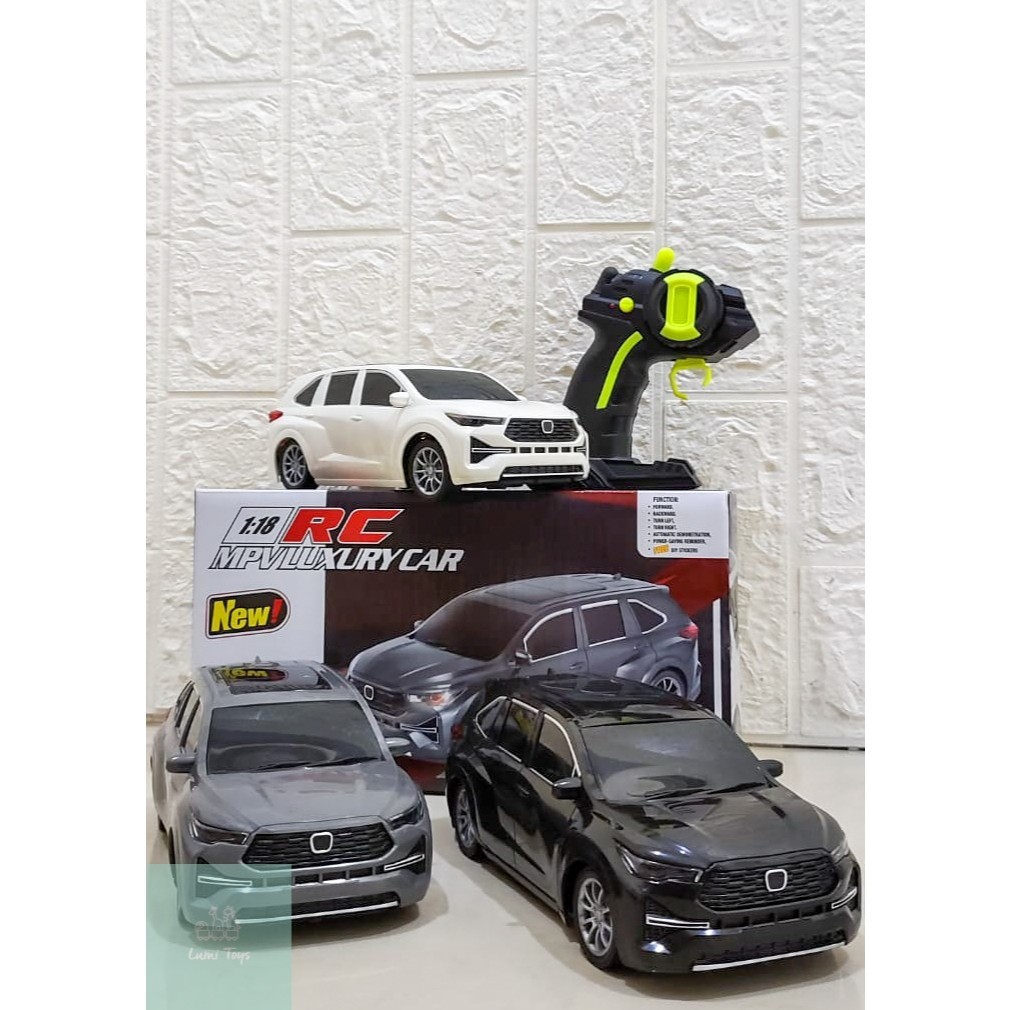 Jual RC Toyota Innova Zenix 2024 1:18 diecast innova zenix modelista ...
