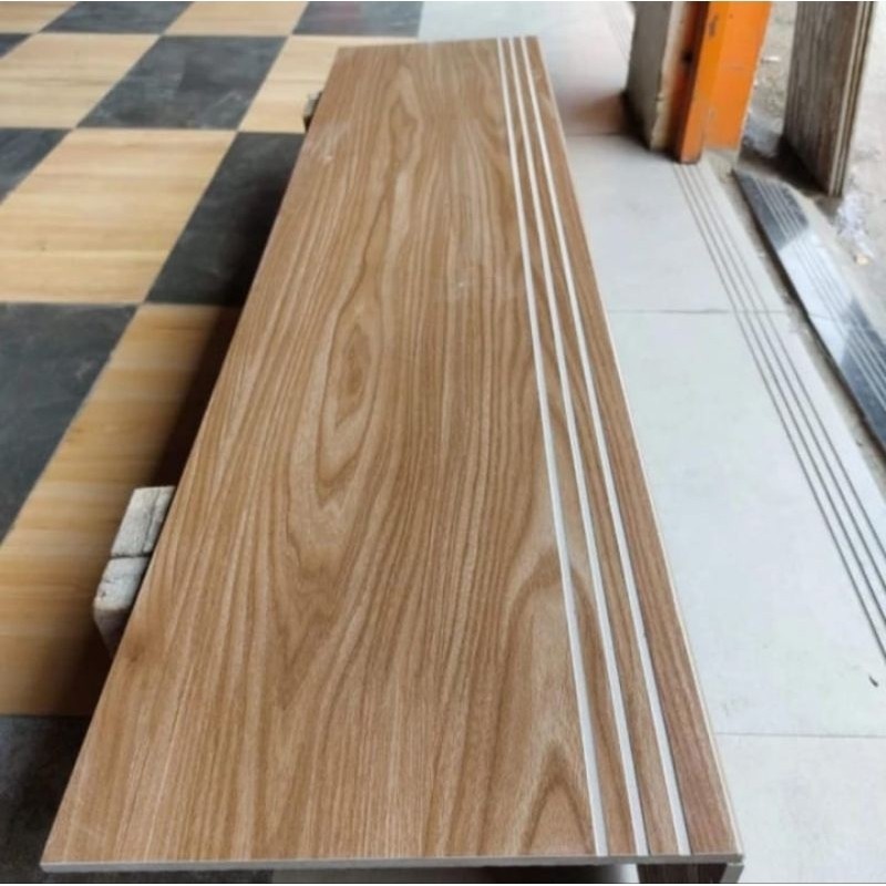 Jual tangga granit 30x80 20x80 keramik list motif kayu pijakan stepnosing Keramik motif kayu ...