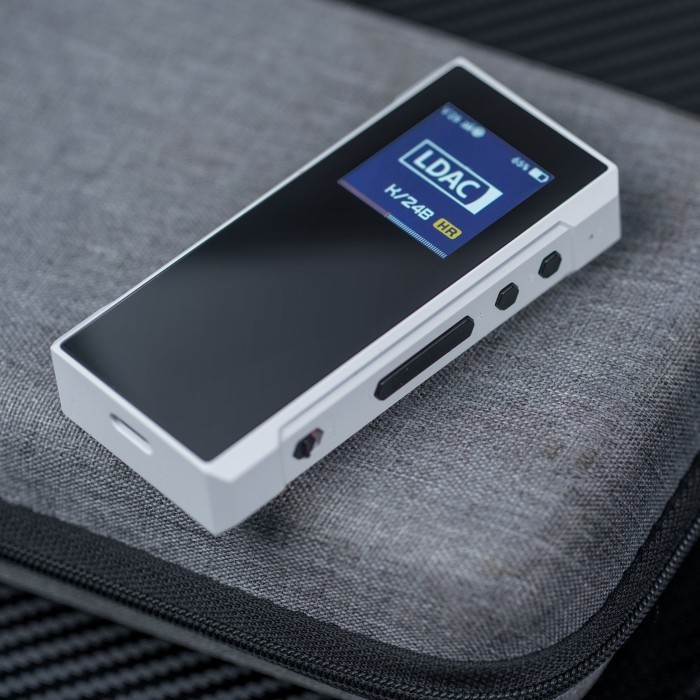 Jual PROMOSI FiiO BTR7 / BTR 7 HiFi DAC THX Portable Bluetooth Amplifier - White Edition ...
