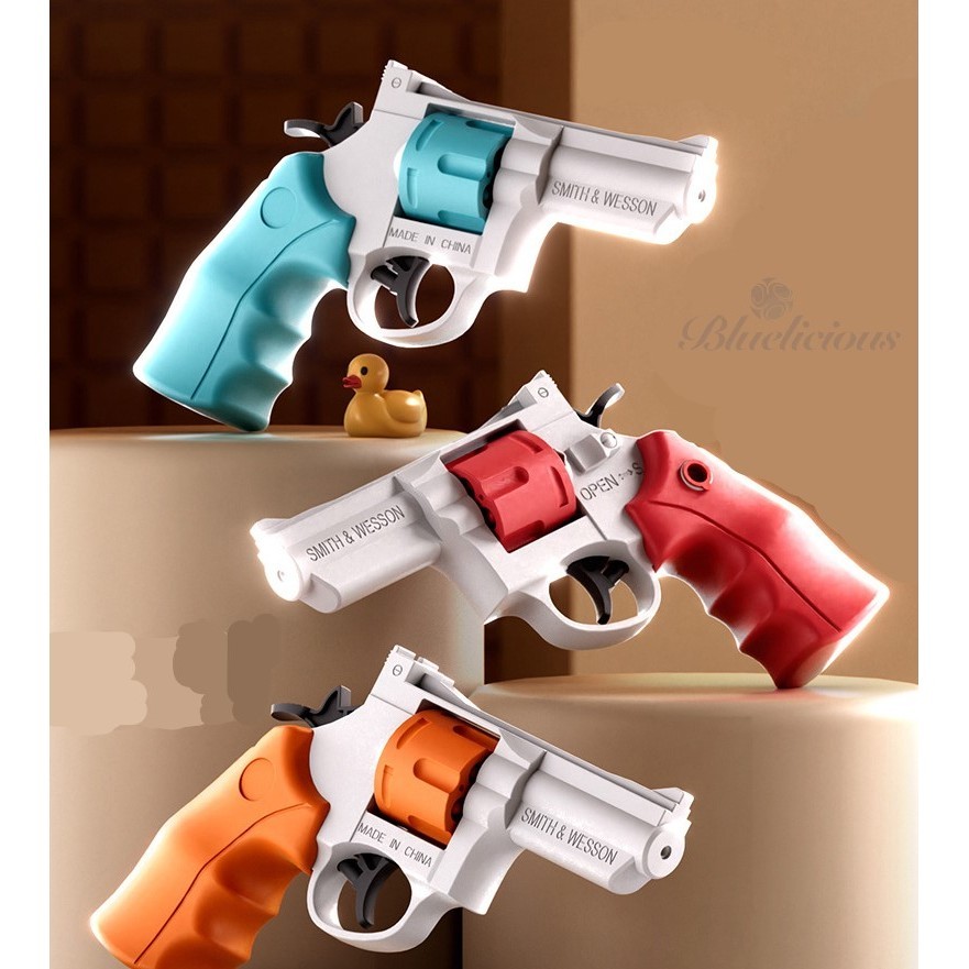 Jual Pistol Air Revolver - Classic Water Gun Toys - Tembakan Semptrotan ...