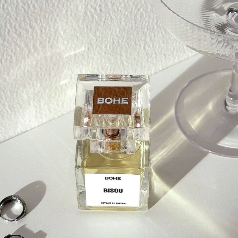 Jual NEW BOHE Parfums Bisou - Woman - Extrait de Parfum - Royal Essence - Inspired | Shopee ...