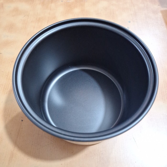 Jual panci megic com miyako 0,6liter . 1,2liter. 1,8liter | Shopee ...