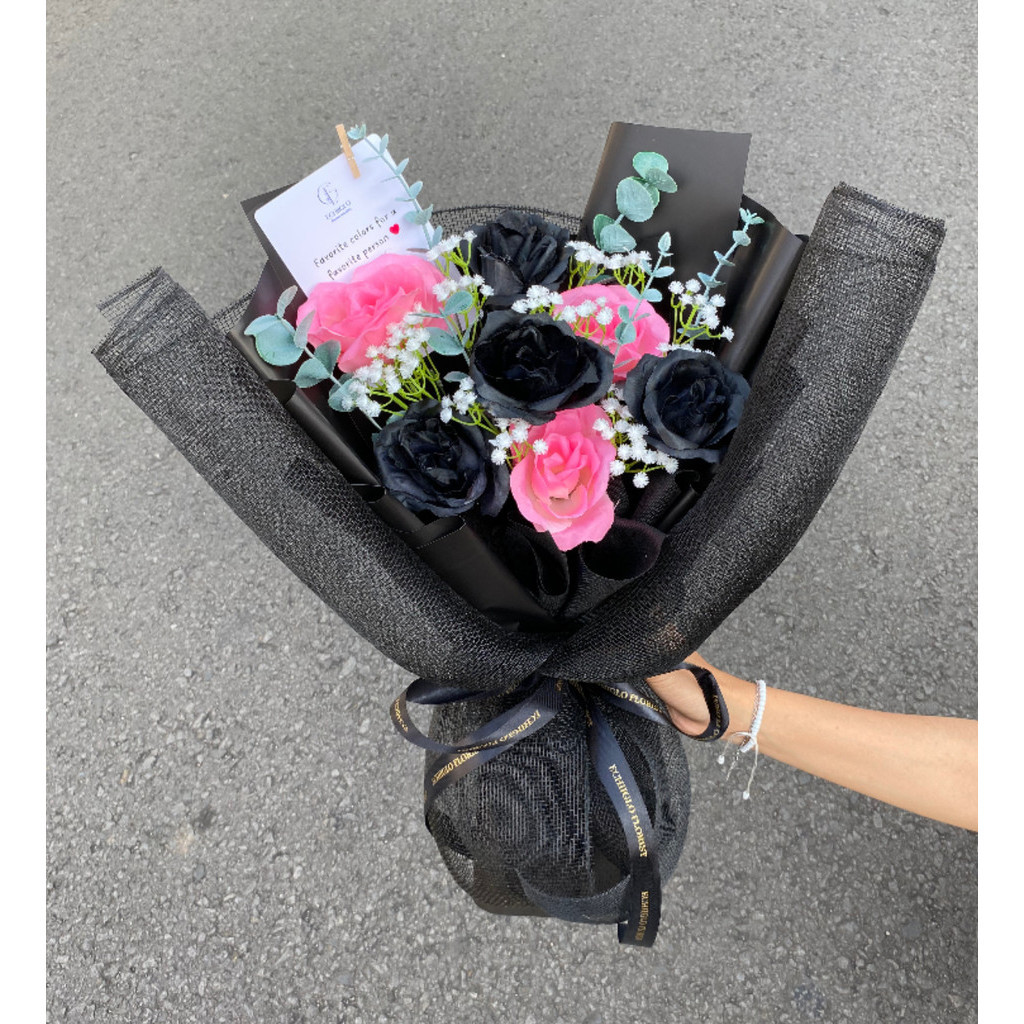Jual Echiiglo BLACK PINK rose bouquet buket bunga mawar hitam ...