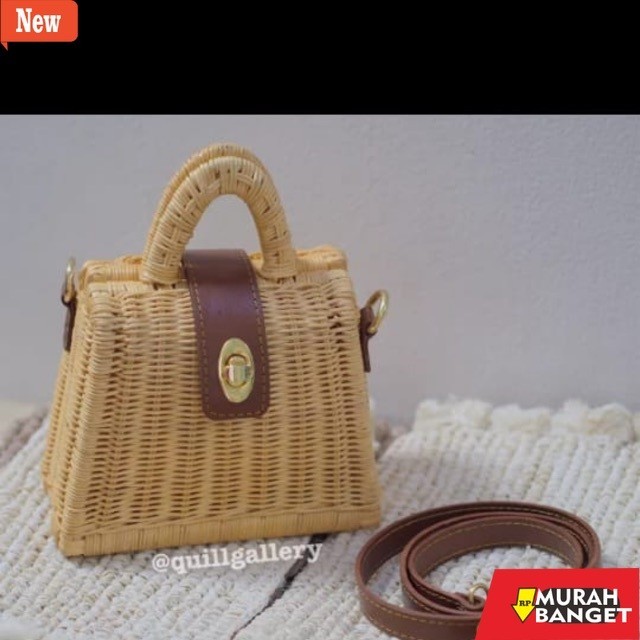 Jual Tas Bulan Sabit Wanita Tas rotan etnik mini gesper sling bag 20x20 ...