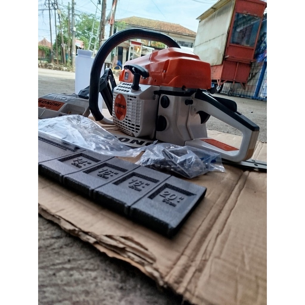 Jual Mesin Potong Kayu 58CC 20inch Chainsaw 2Tak Untuk Gergaji Mesin Alat Outdoor Mesin Gergaji ...