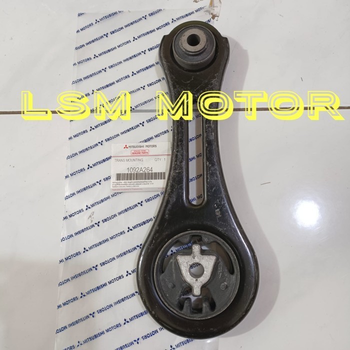 Jual engine mounting belakang transmisi mounting xpander livina new ...
