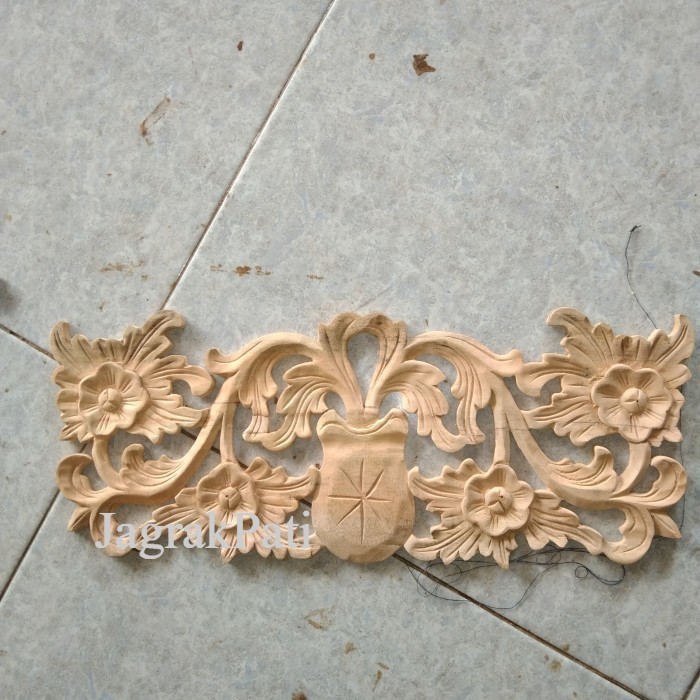 Jual ukiran ornamen mahkota dengan ukuran 50x20 | Shopee Indonesia