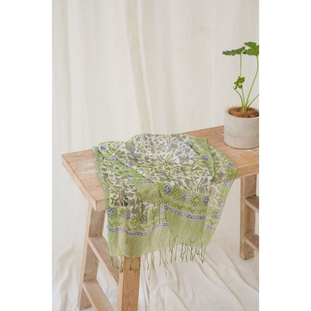Jual Batik Ratu - Daun Puring in Green - Syal Batik Sutra - 55 | Shopee ...