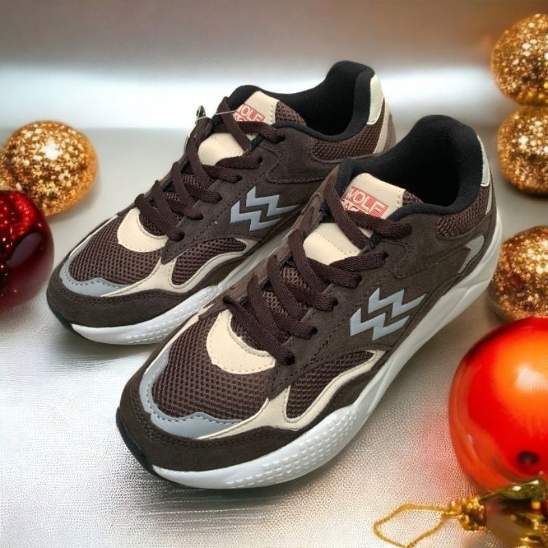 Jual Sepatu Geoff Max - Wolf Racer Brown White | Shopee Indonesia