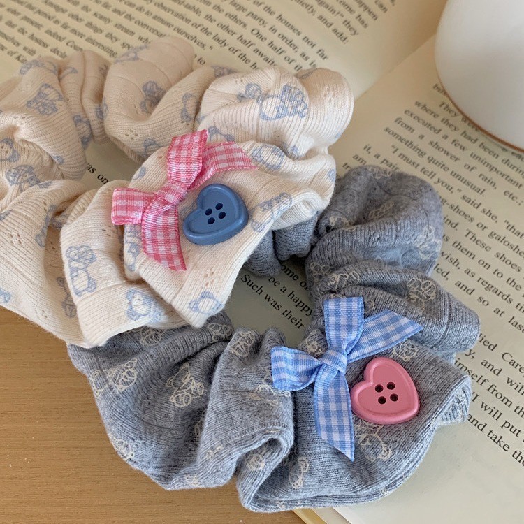 Jual Town Shell - Love Button Bear Scrunchy / Scrunchie / Ikat Rambut ...