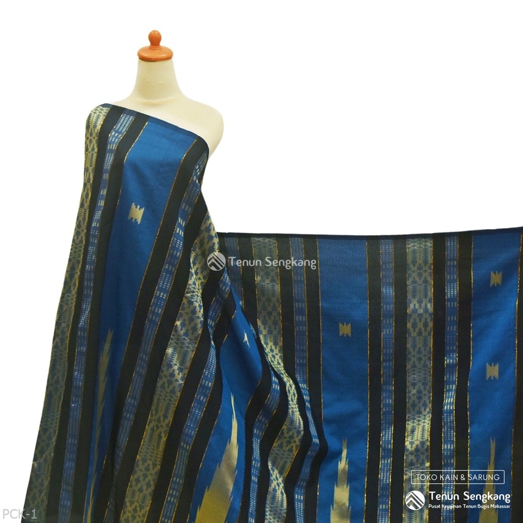 Jual Kain Sarung Tenun Motif Kristal Pucuk Tinggi Sutra Bugis Makassar ...