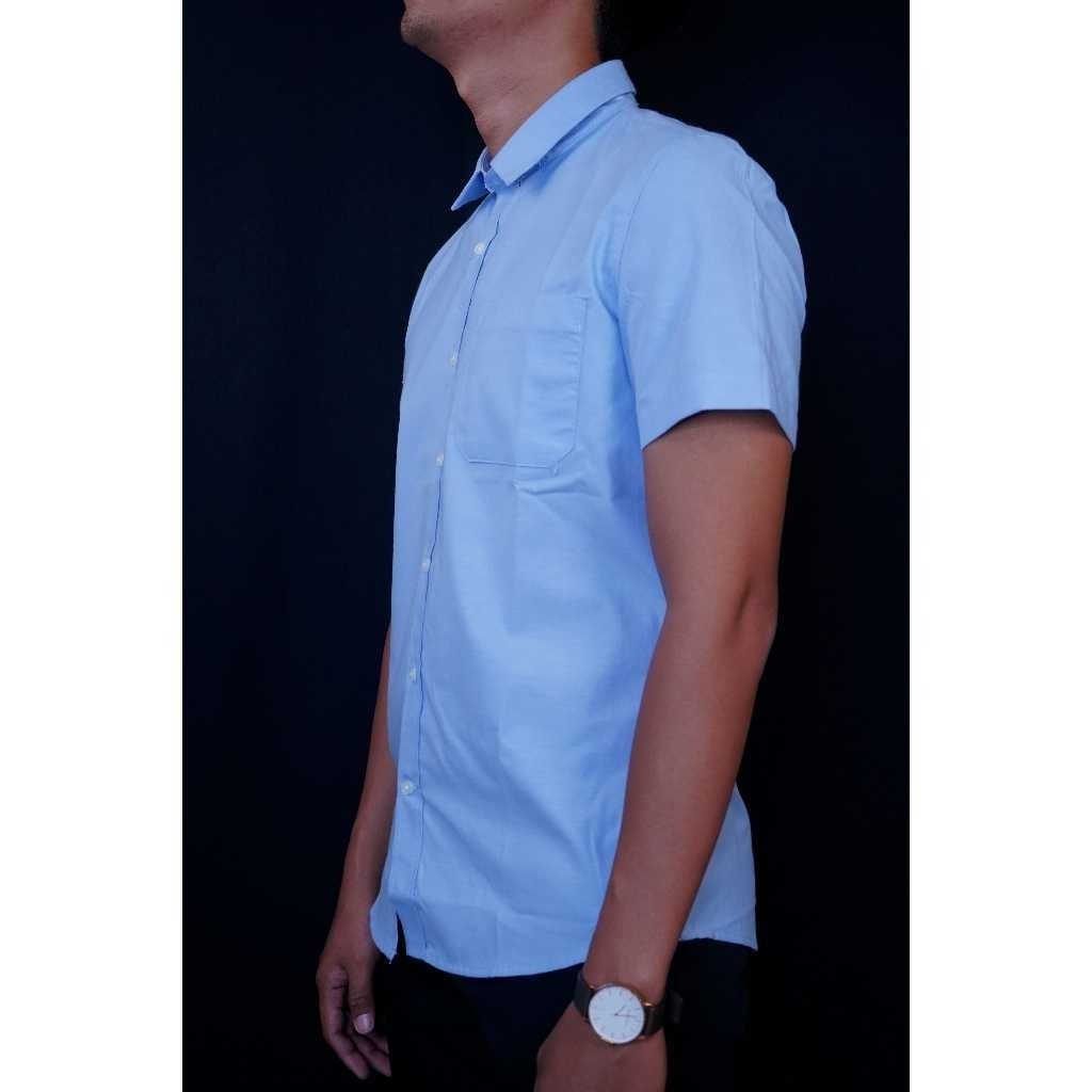 Jual Kemeja Lengan Pendek Pria Formal Slim Fit Biru Muda Polos 07 STANLEY ADAMS | Hem Pria ...