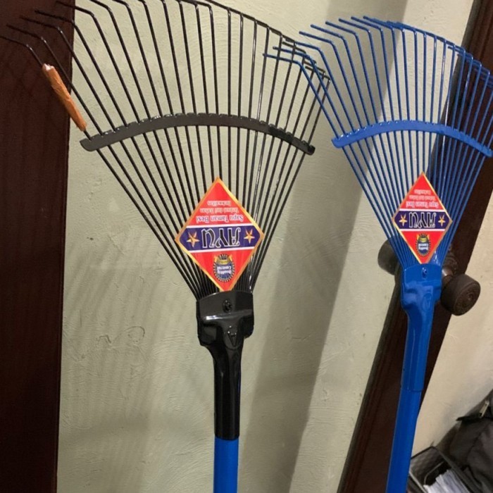 Jual sapu taman besi/garden broom besi+gagang | Shopee Indonesia