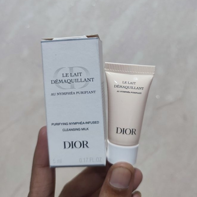 Jual Dior Purifying Nymphea-Infused Cleansing Milk 5ml | Shopee Indonesia
