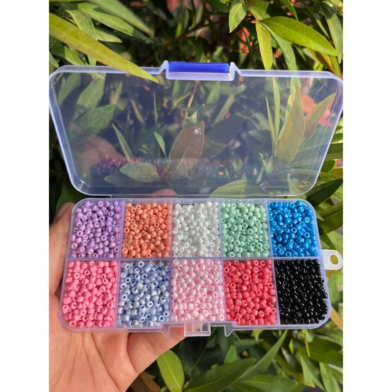 Jual HIASAN MANIK MANIK PERMATA Set Box 10 warna manik manik pasir per ...