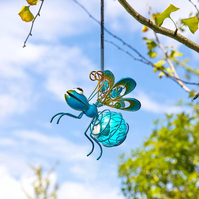 Jual Solar Cute Insect Statue Light Iron Figurine Art Outdoor ...