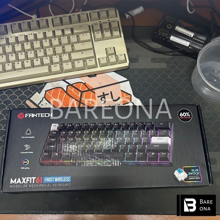 Jual [BNIB] Keyboard Mechanical Fantech Maxfit61 Frost Wireless 60% RGB ...
