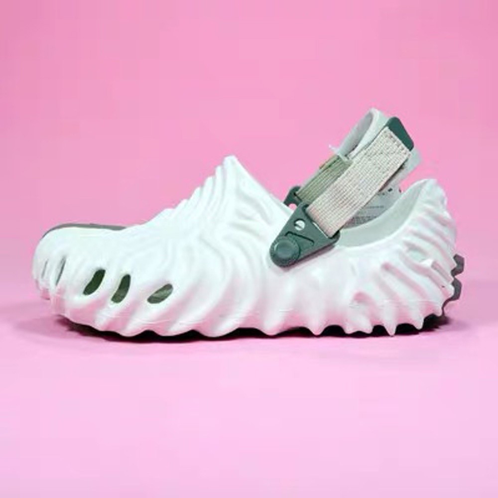 Jual Cross Pollex Clog by Salehe Bembury /Sepatu Sandal Cross asli ...