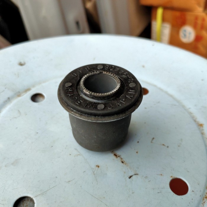 Jual Bushing Arm / Bushing Sayap Atas Isuzu Dmax Import Japan PARTS ...