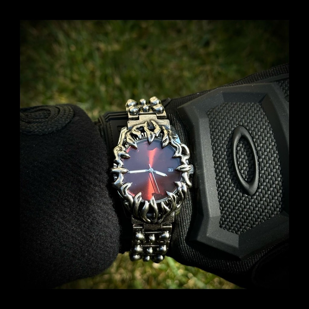 Jual Jam Tangan Pria Original Claw alabaster Style Retro Y2K European ...